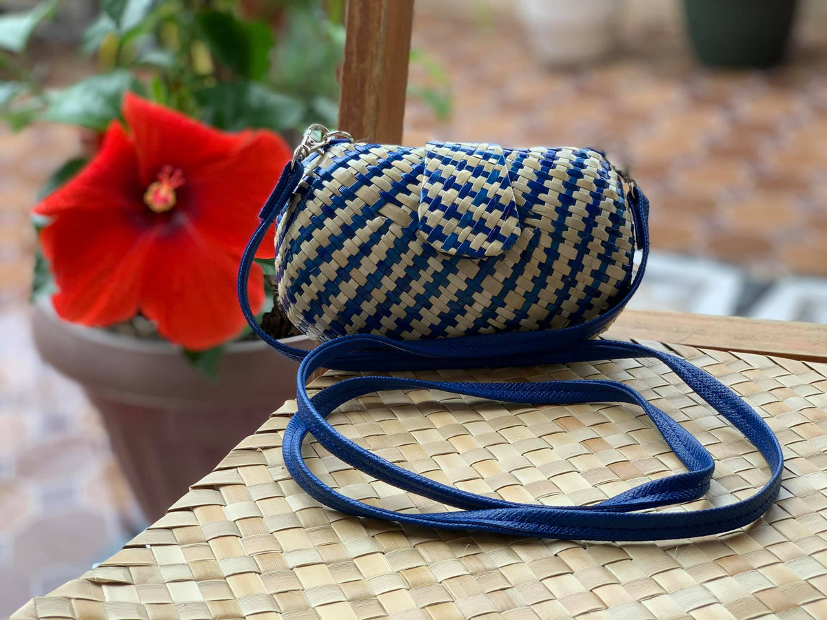 Sabutan sling bags