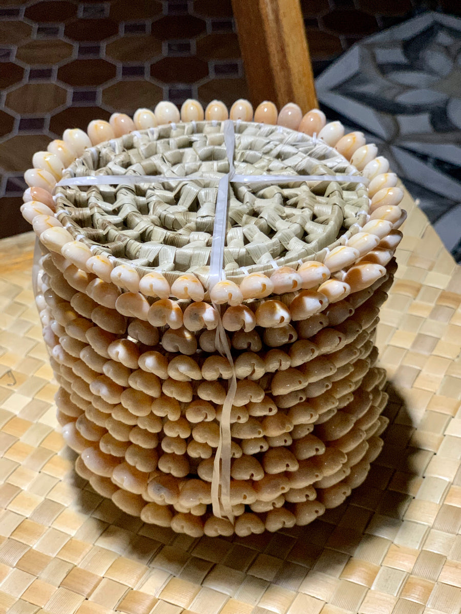 Pandan coasters with cowrie shells (dozen)